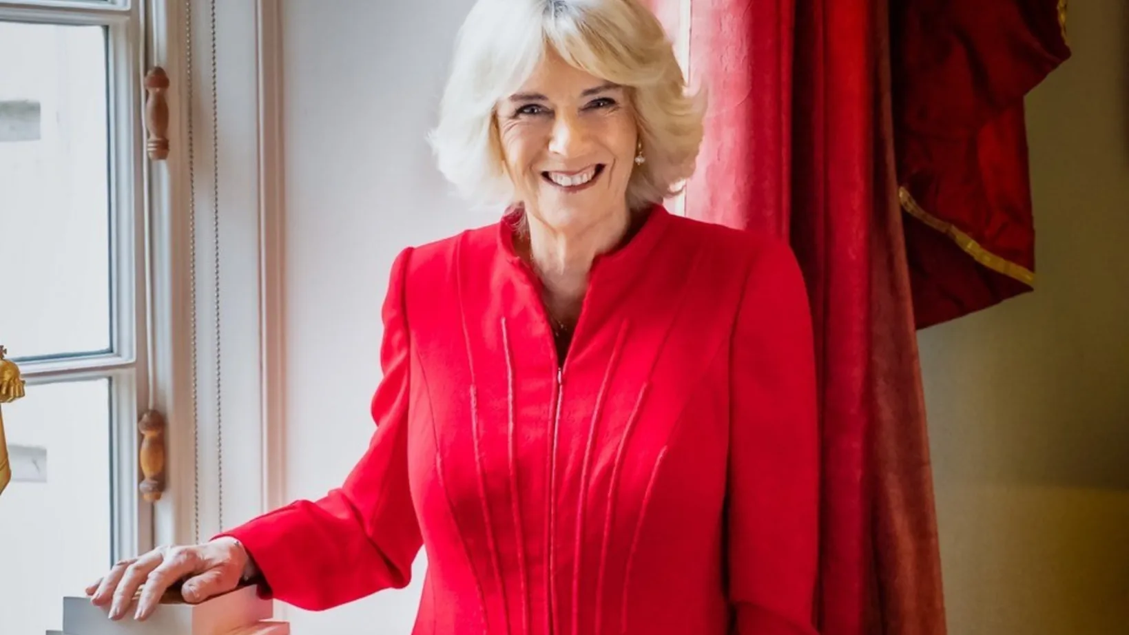 Inside The Queen's Reading Room - The Australian Women's Weekly
