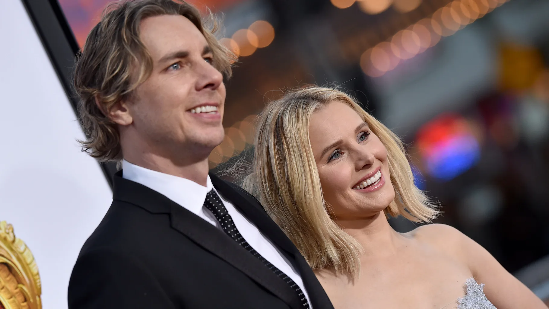 Inside Kristen Bell and husband Dax Shepard's romance | AWW