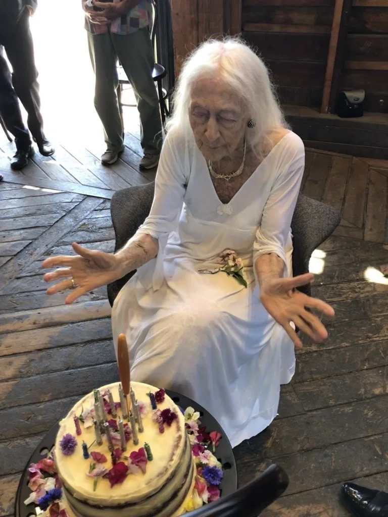 Dancer Eileen Kramer has died at 110 - The Australian Women's Weekly