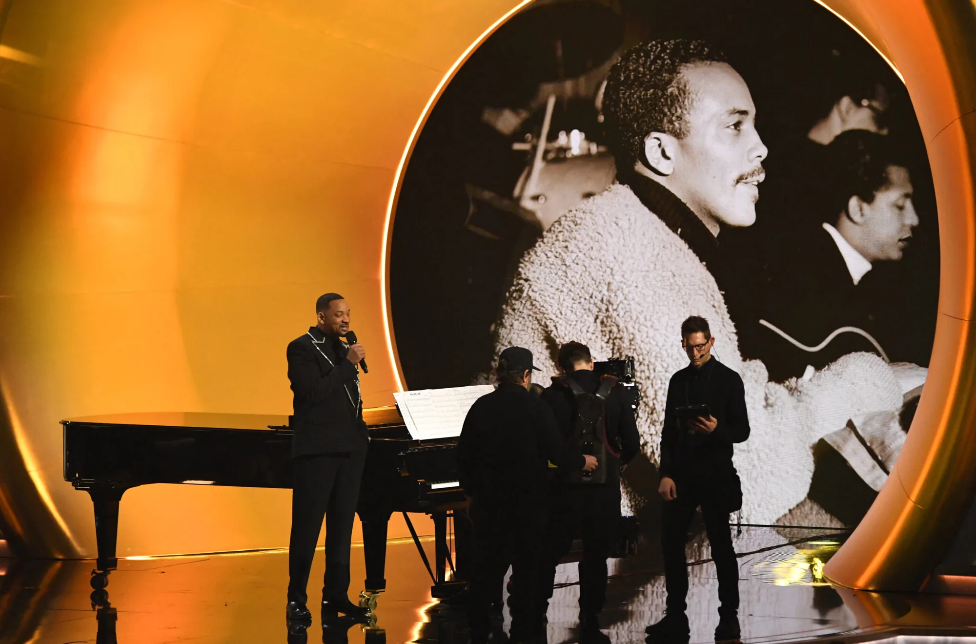 Tributes begin pouring in for Quincy Jones | AWW