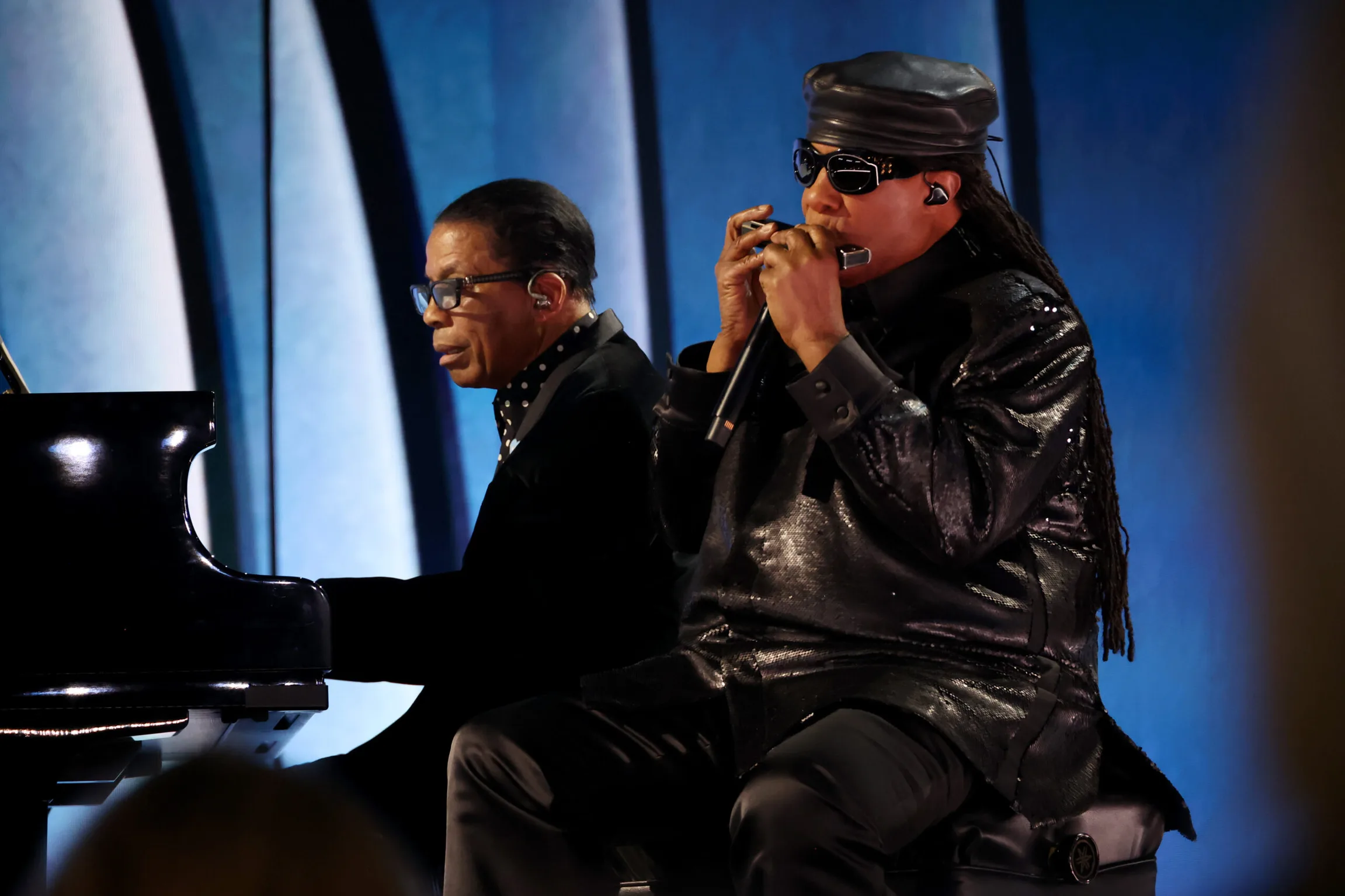 Tributes begin pouring in for Quincy Jones | AWW