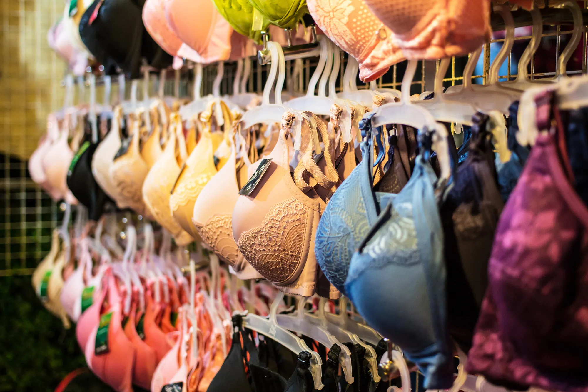 How to find the right bra size | AWW