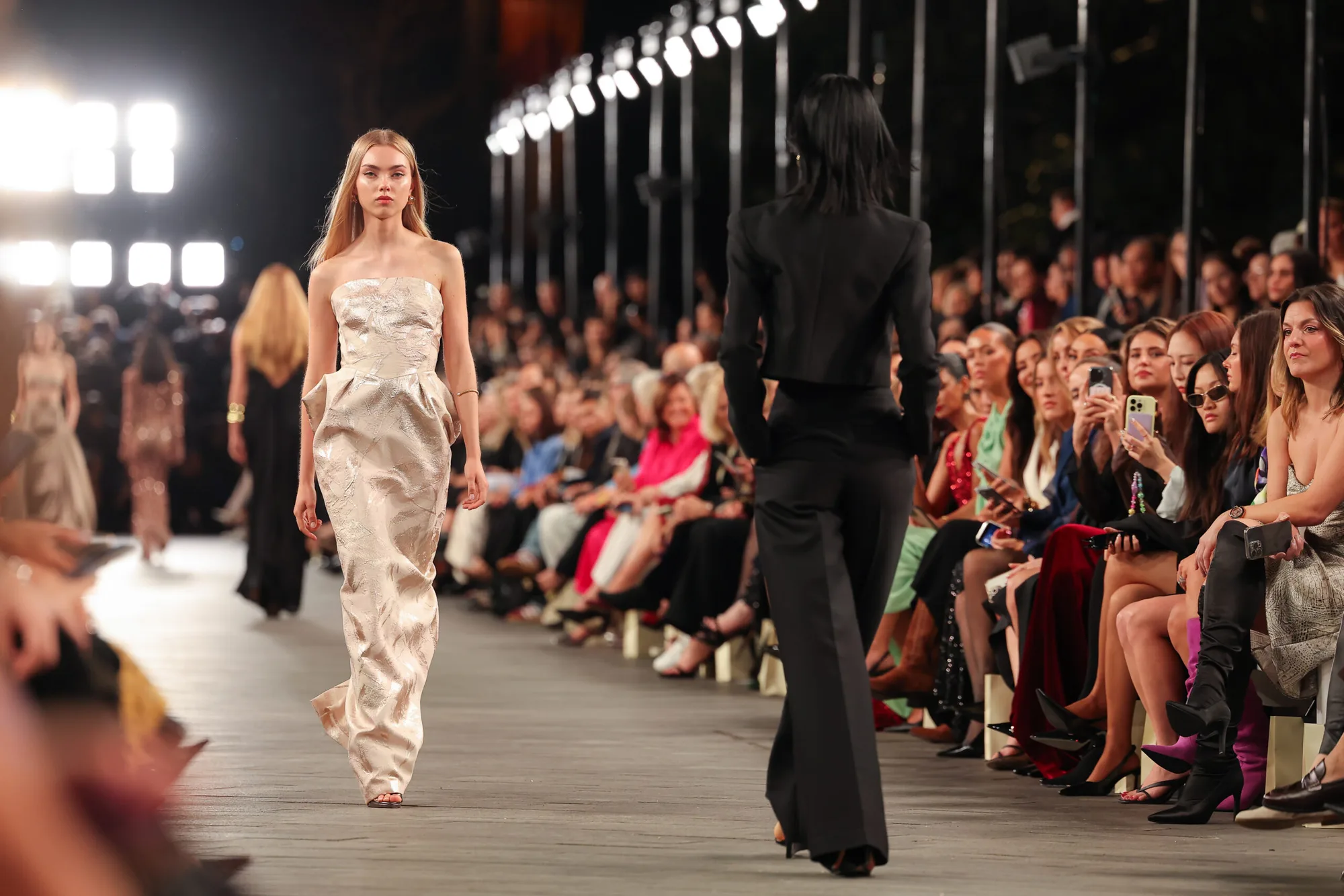 Carla Zampatti show opens AFW 2025 - The Australian Women's Weekly