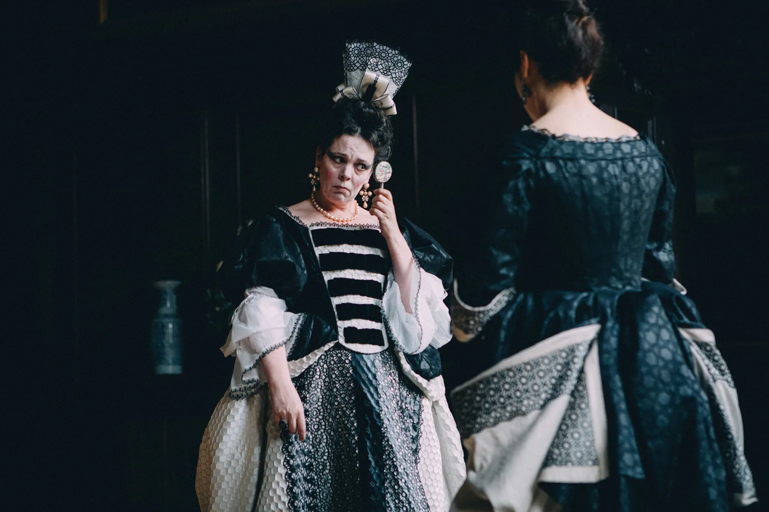 The 7 best Olivia Colman movies and TV shows | AWW