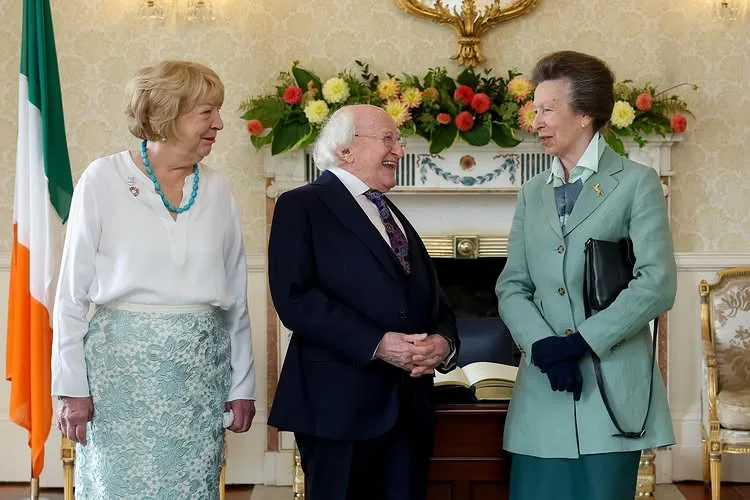 Princess Anne makes suprise visit to Irish president - The Australian ...