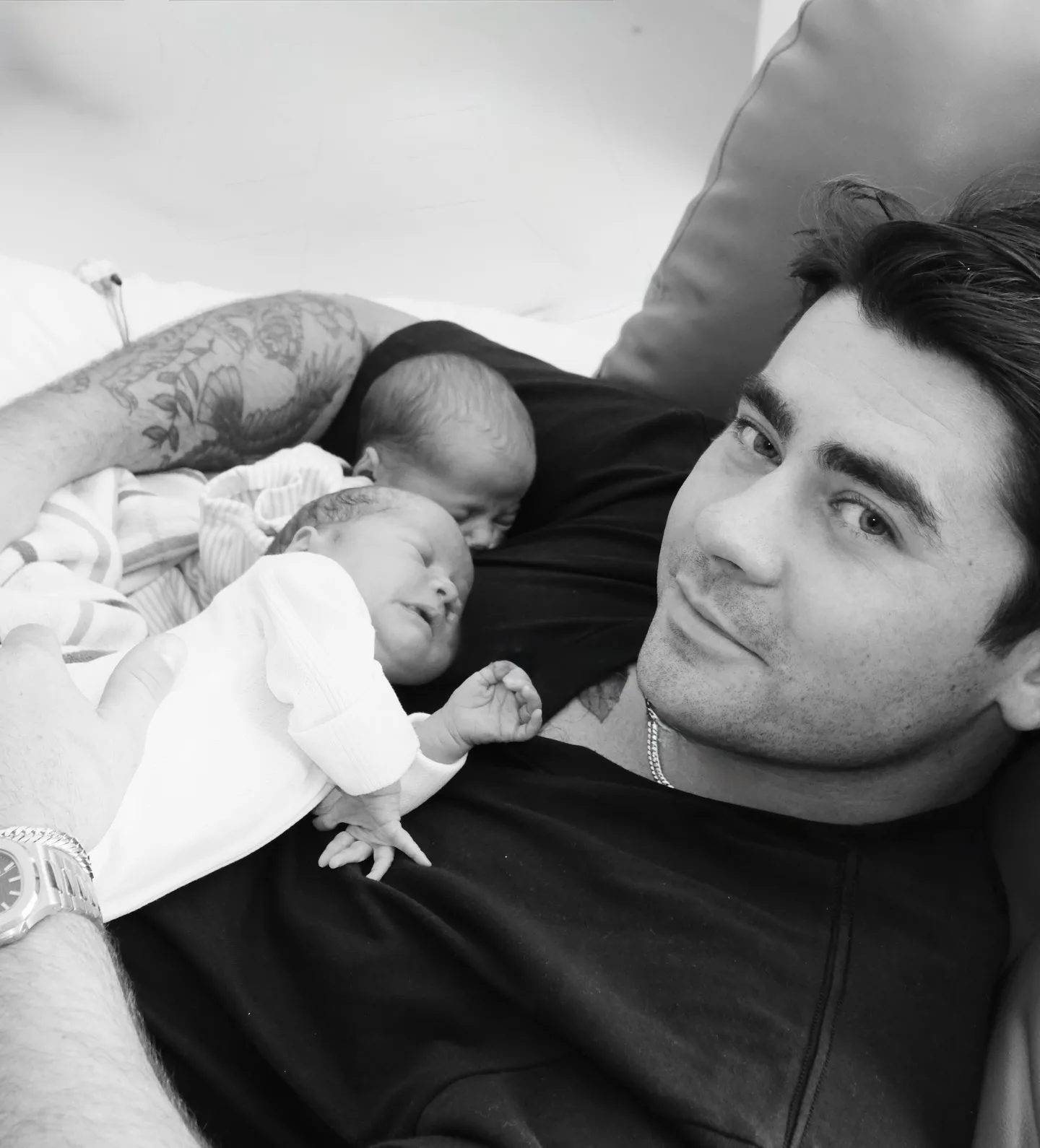 Meet Sarah Todd and Declan Cleary's twin baby girls - The Australian ...