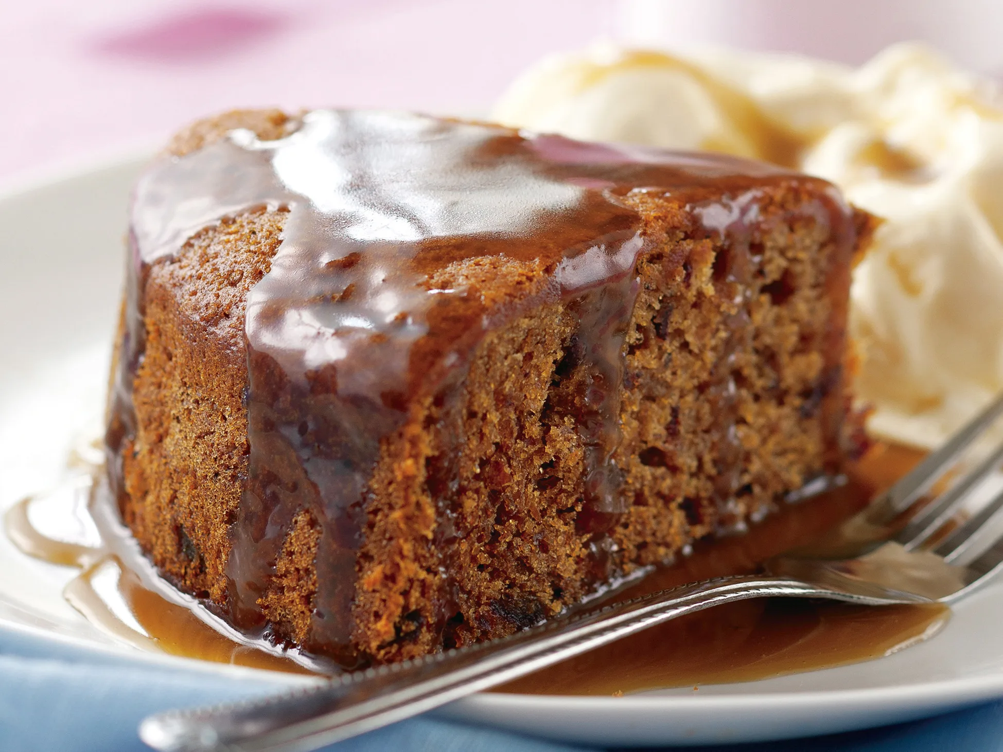 Sticky date pudding with caramel sauce | Women's Weekly Food