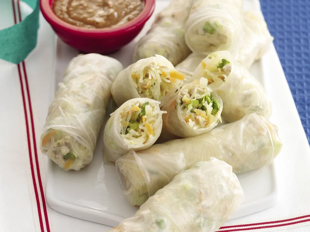 Loaded Thai rice paper rolls | Women's Weekly Food