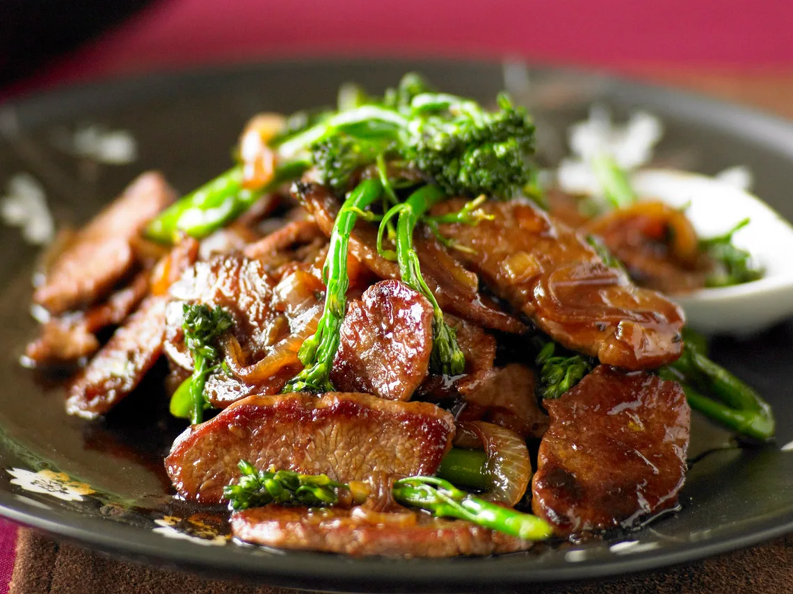 9 Lamb Stir-Fries to Jazz Up Dinner Time
