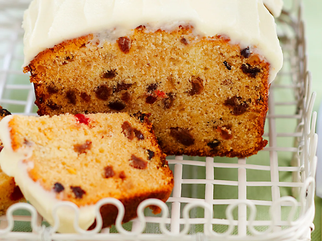 Moist Christmas Cake Recipe + Make Ahead Tips | Women's Weekly Food
