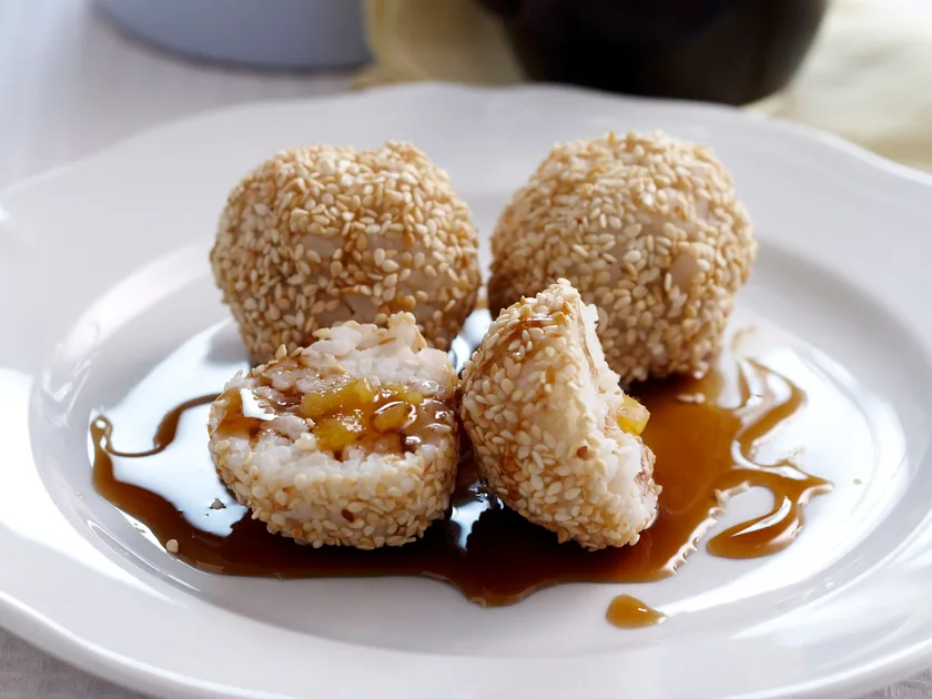 Sticky coconut rice balls | Women's Weekly Food