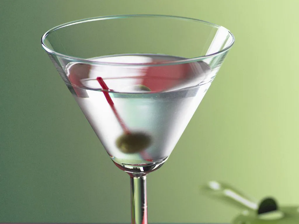 Classic Martini Cocktail Recipe