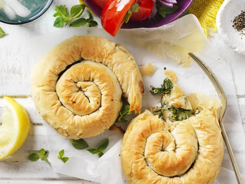 Spinach and cheese snails | Women's Weekly Food