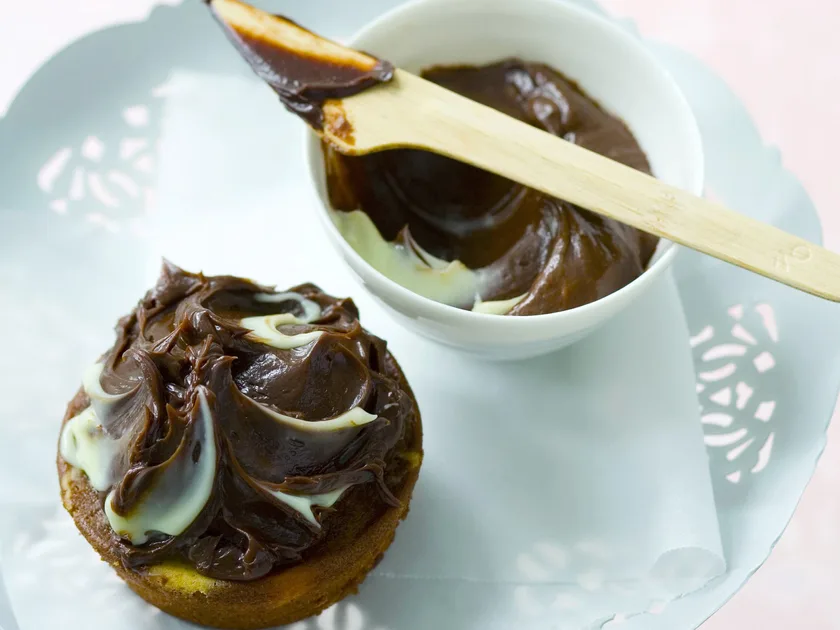 Marbled chocolate mud cakes | Women's Weekly Food