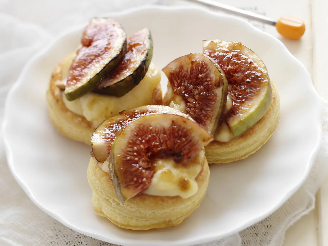 Fig and custard pastries | Women's Weekly Food
