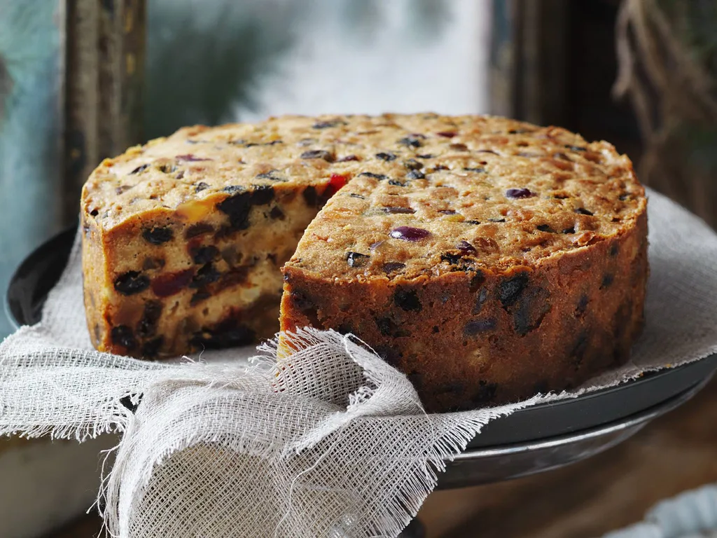 Golden fruit cake | Women's Weekly Food