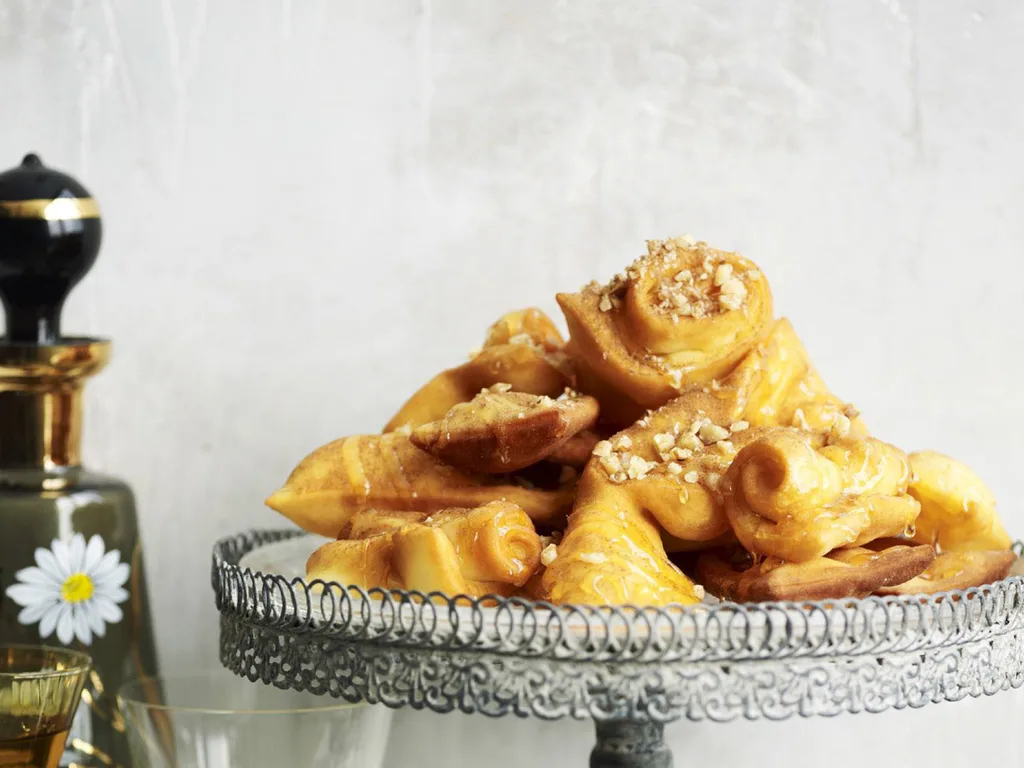 Deep-fried sweet pastries (Thiples) | Women's Weekly Food