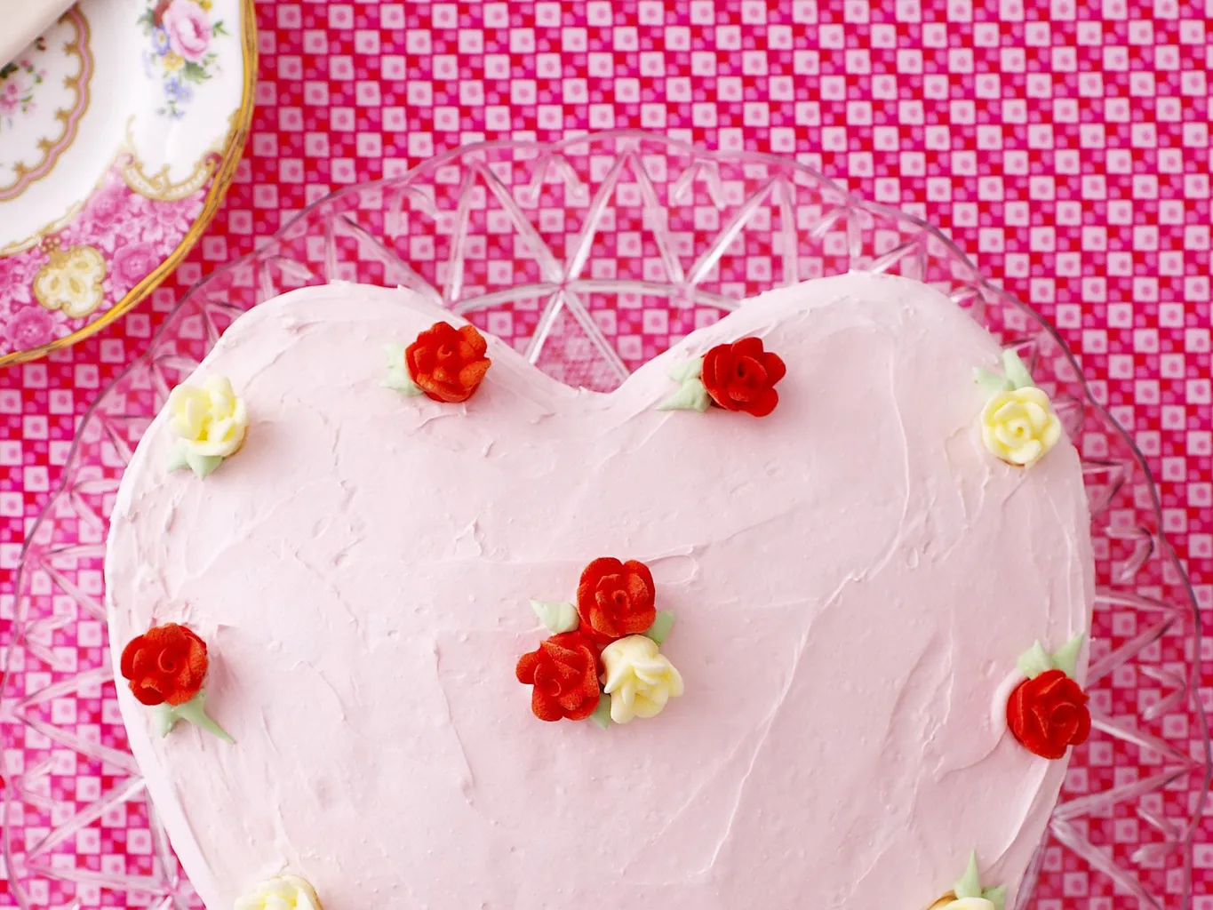Cake Decorating: How to Properly Colour Your Icing