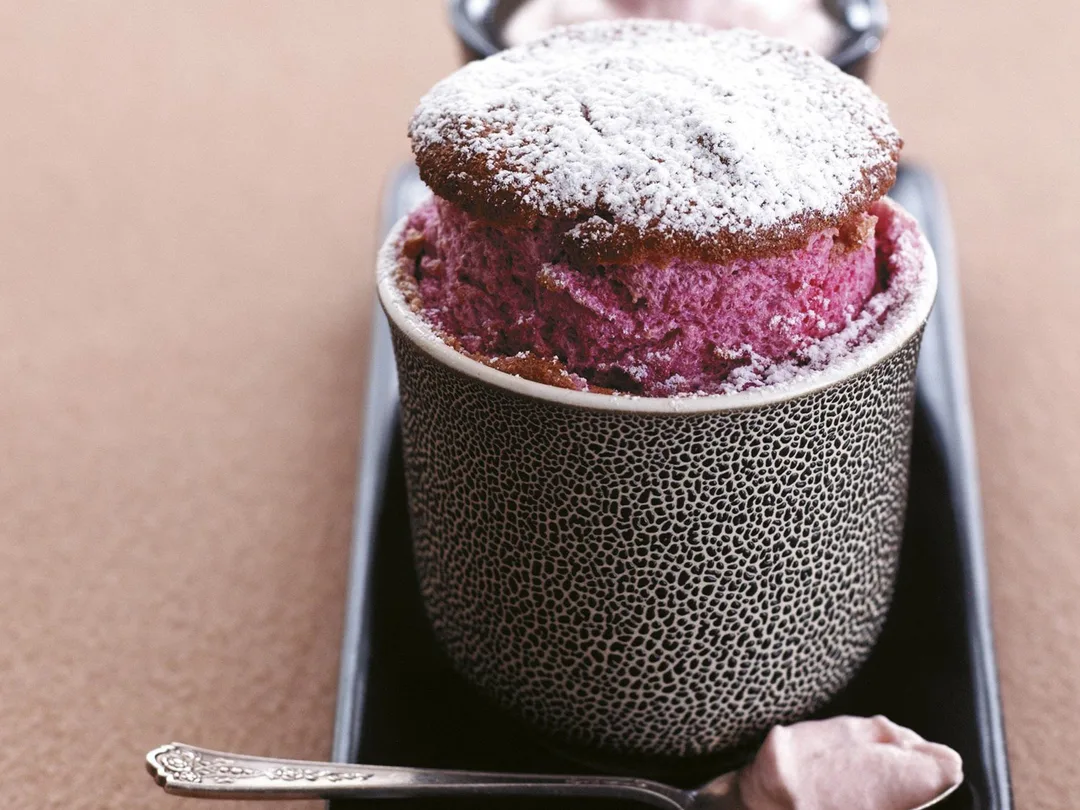Hot raspberry soufflés | Women's Weekly Food