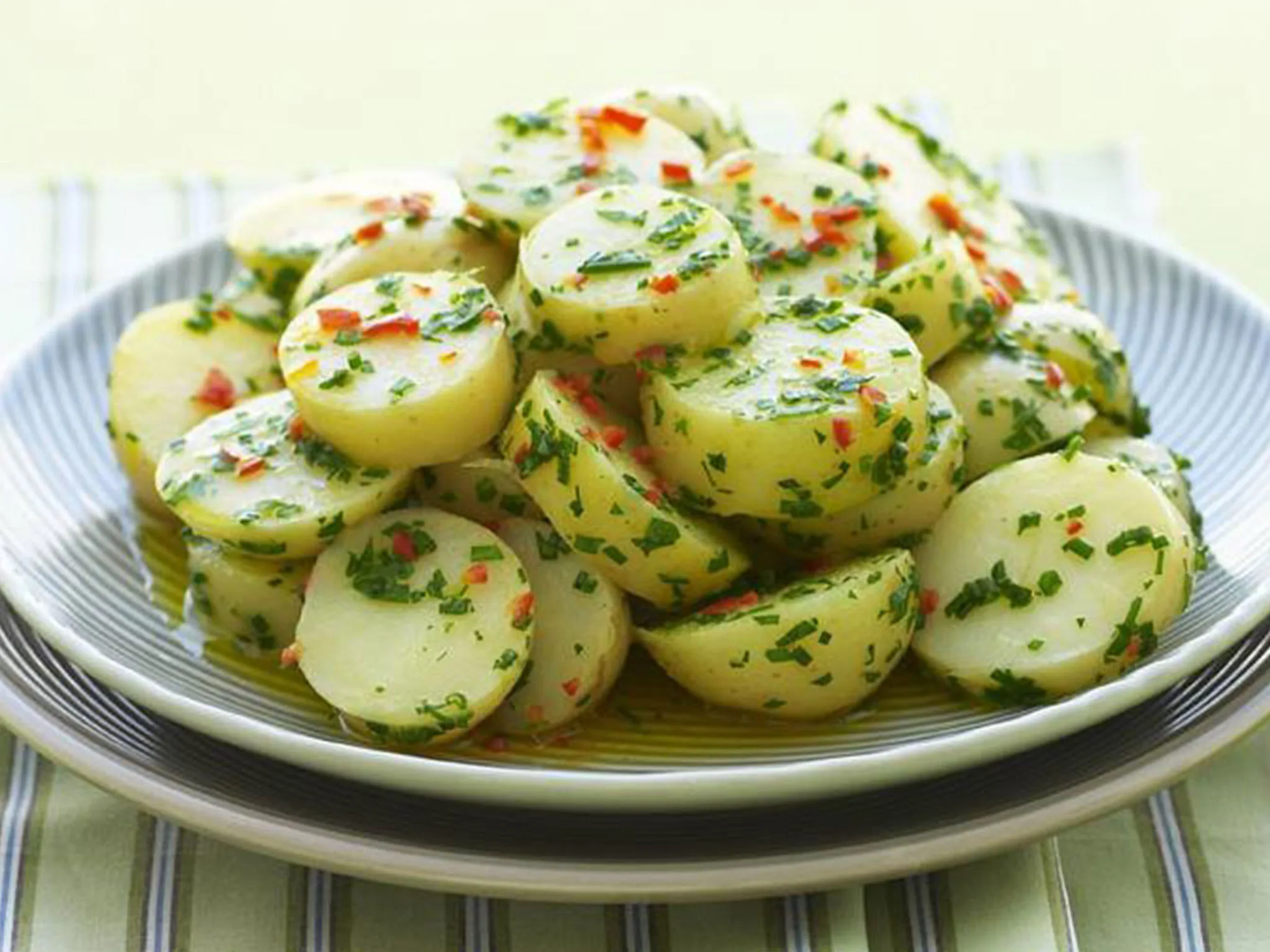 Lemon, garlic and chilli potato salad | Women's Weekly Food