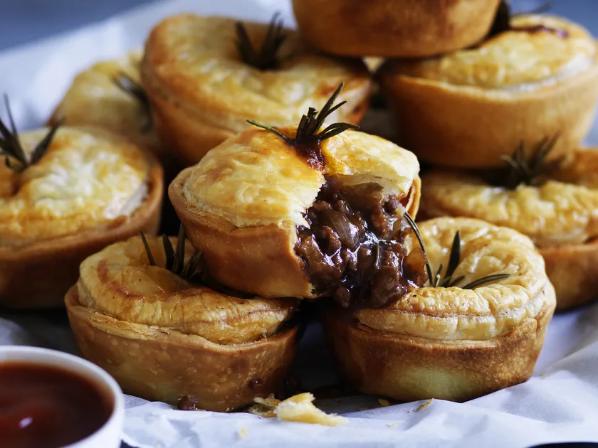 Red wine and rosemary mini beef pies | Women's Weekly Food