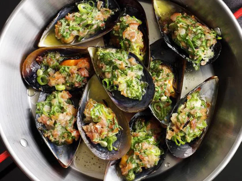Grilled mussels with prosciutto | Women's Weekly Food