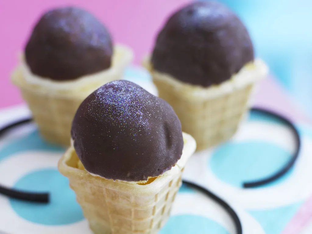 Microphone ice-creams | Women's Weekly Food