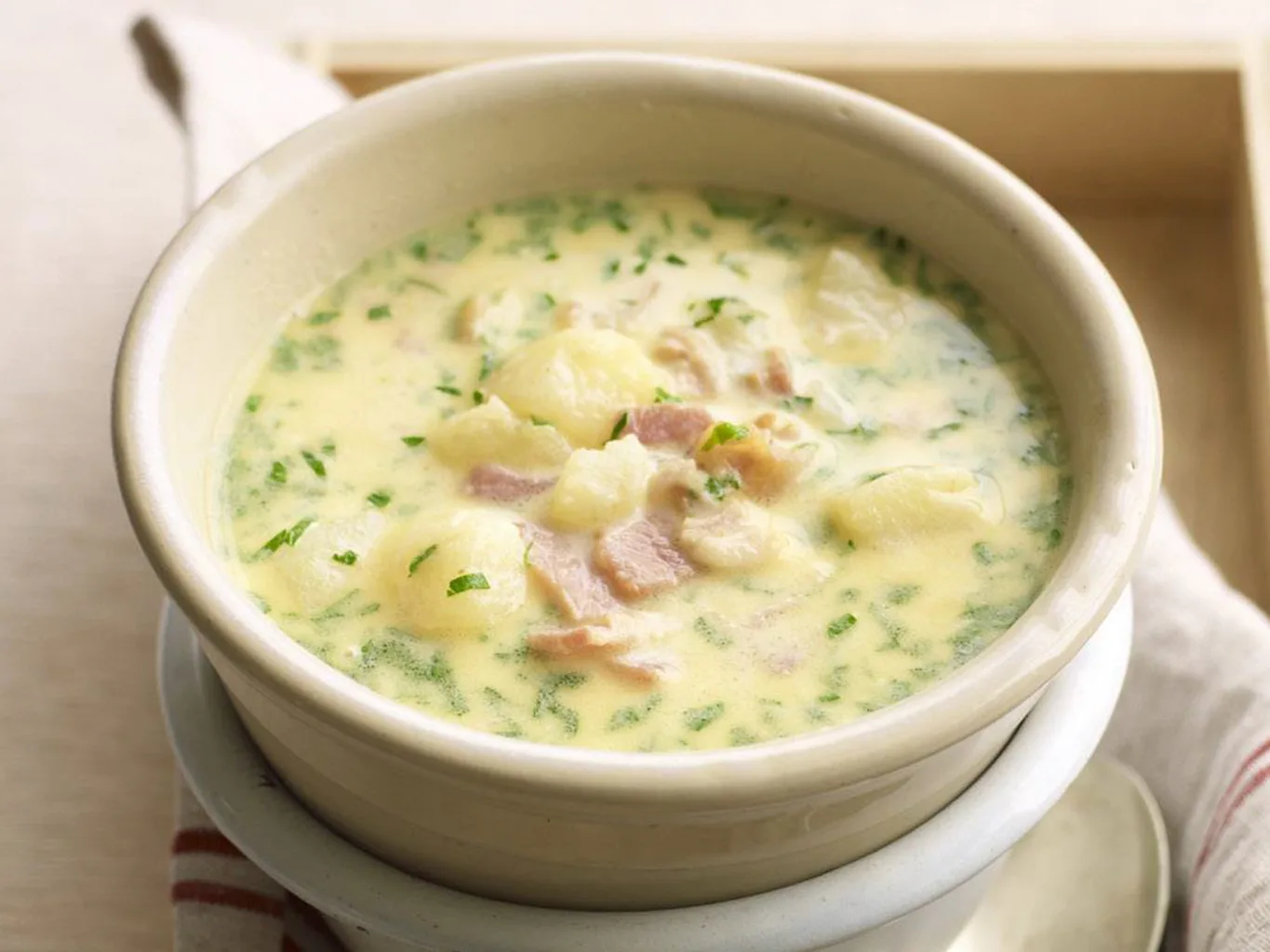 Creamy cauliflower and bacon soup | Women's Weekly Food