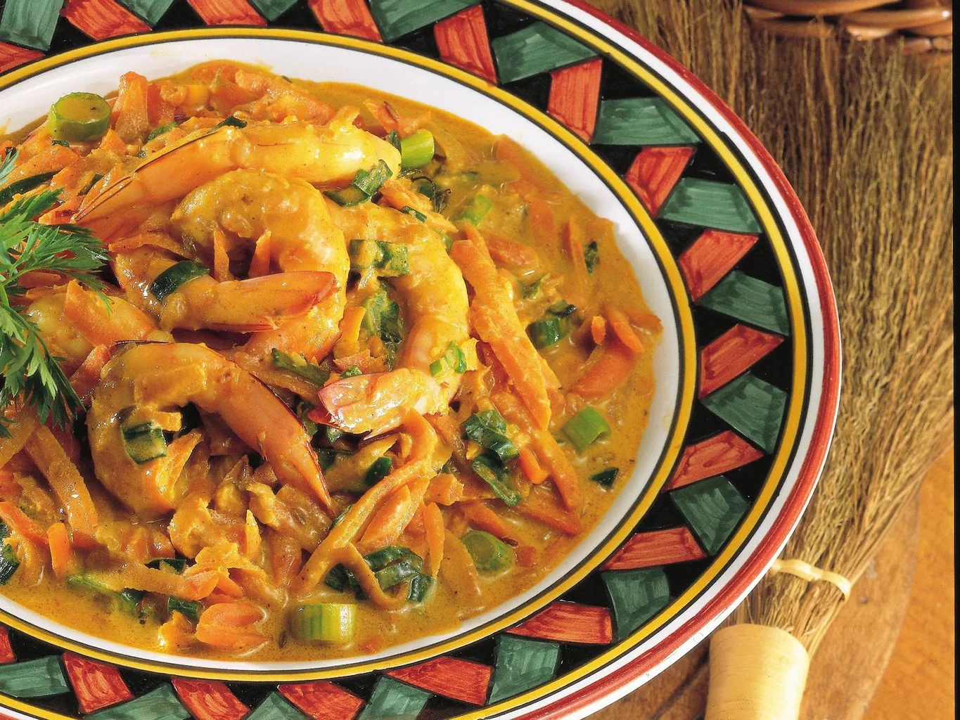 Coconut ginger prawns with carrot | Women's Weekly Food