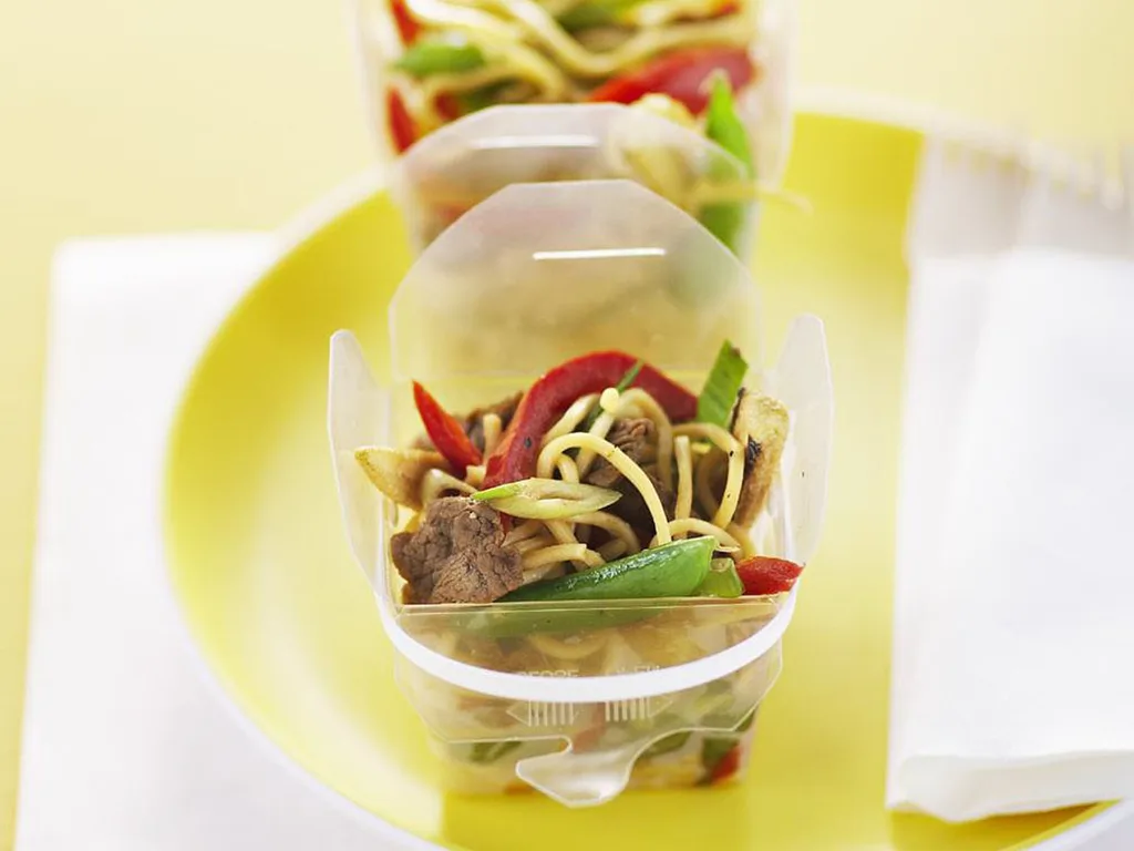 Hokkien chilli beef | Women's Weekly Food