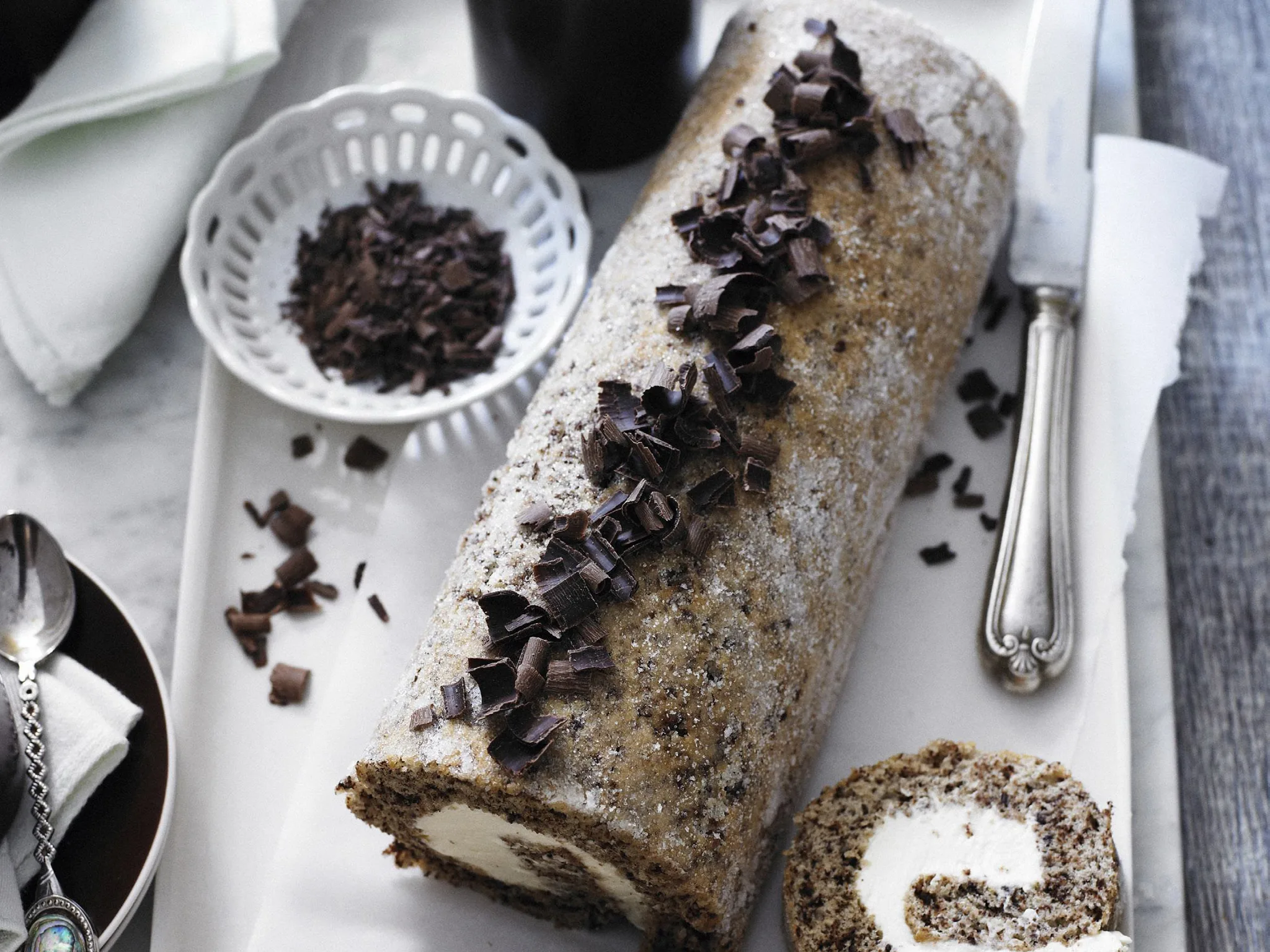 Grated chocolate sponge roll | Women's Weekly Food