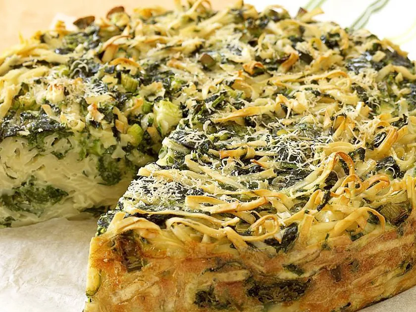 Picnic noodle cake | Women's Weekly Food
