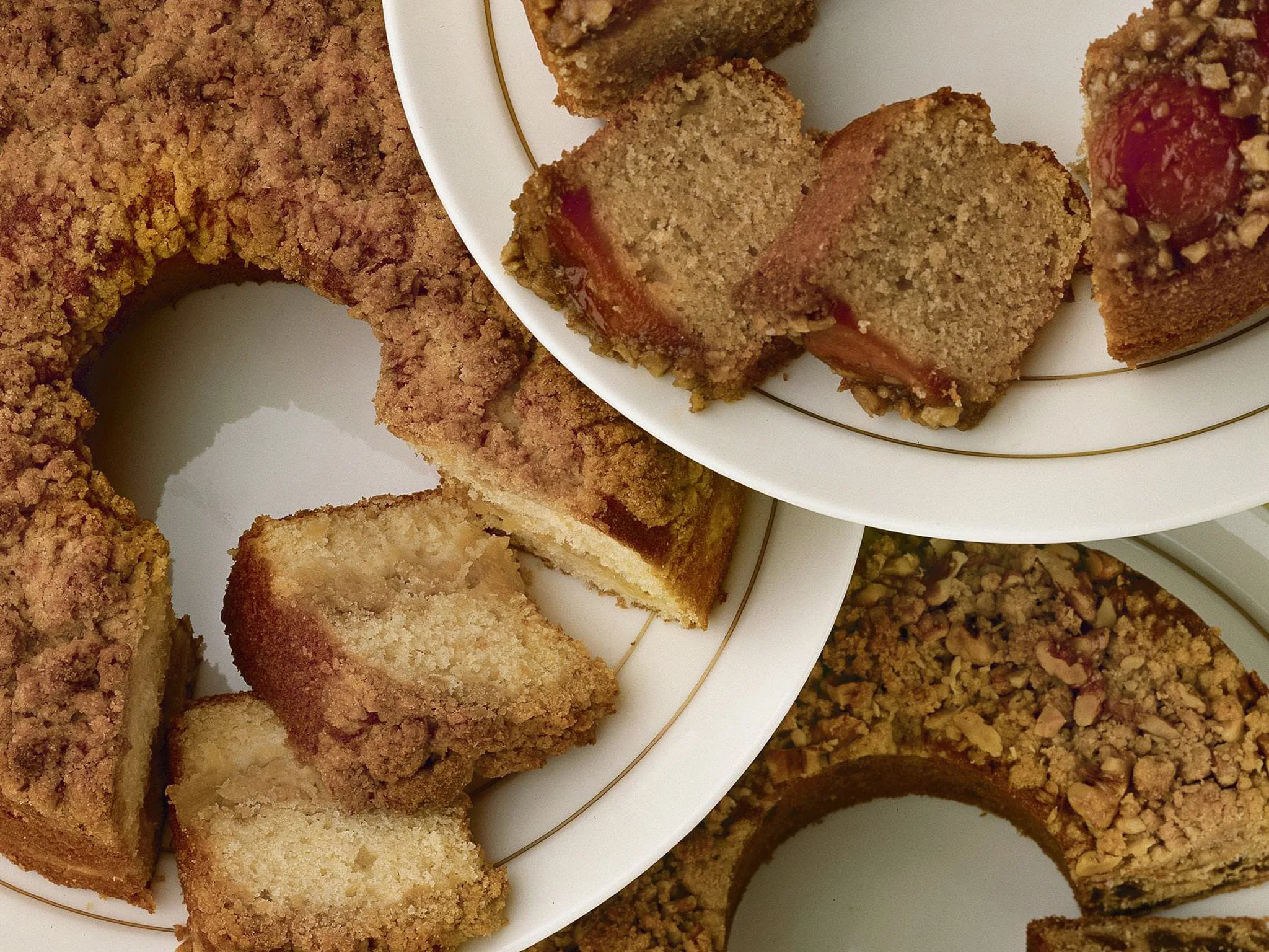 Pineapple crunch cake | Women's Weekly Food