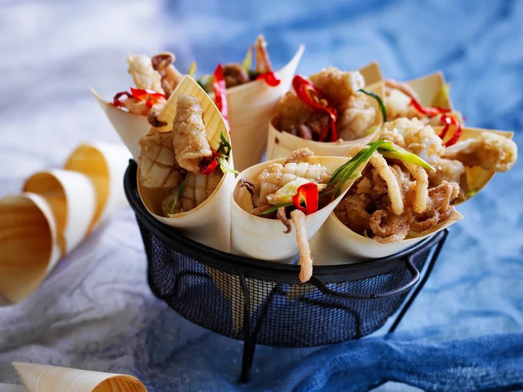 Salt and pepper calamari | Women's Weekly Food