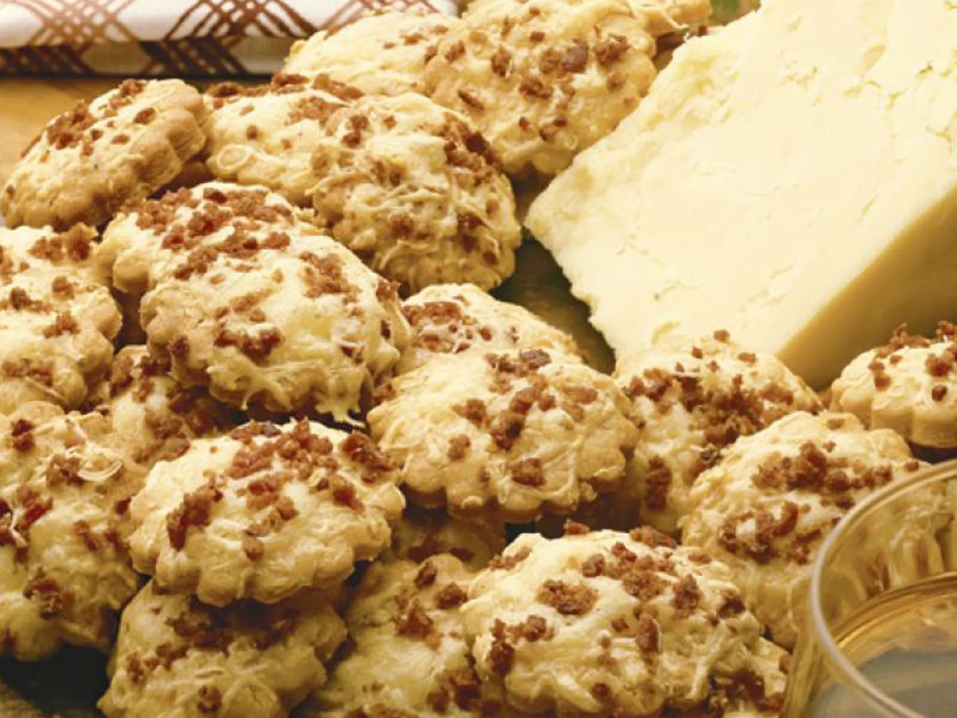 16 Retro Recipes from The Big Book of Beautiful Biscuits