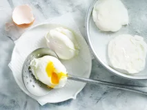 How to make perfectly poached eggs | Women's Weekly Food
