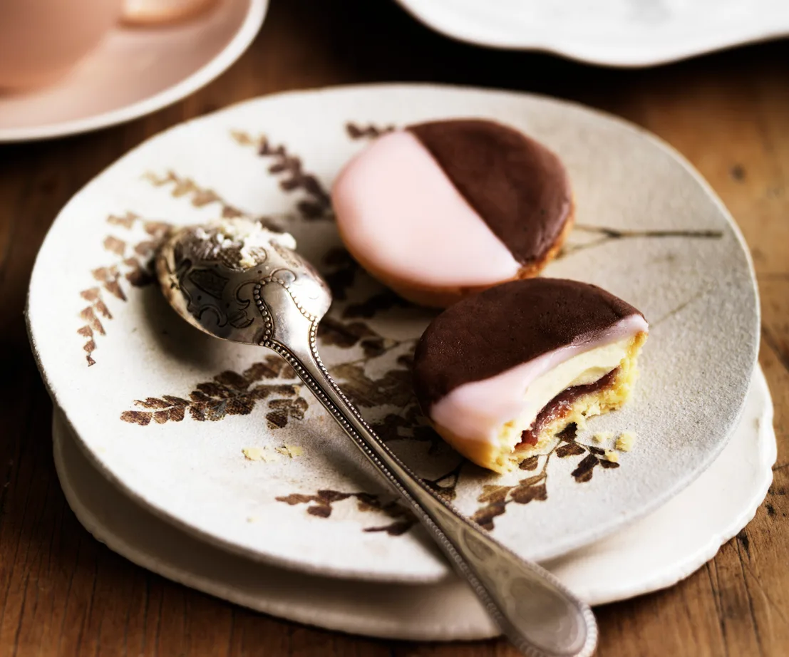 Retro recipes for dessert and parties | Women's Weekly Food