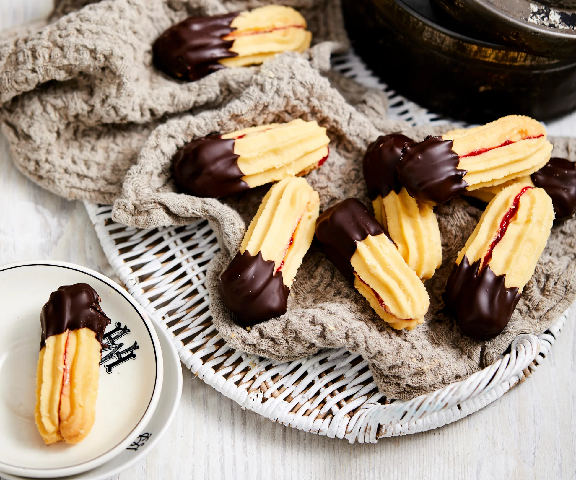 Viennese shortbread biscuits | Women's Weekly Food