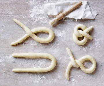 Soft salty pretzels | Women's Weekly Food