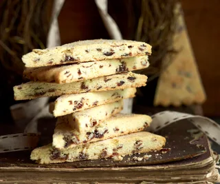 Rum and raisin shortbread | Women's Weekly Food