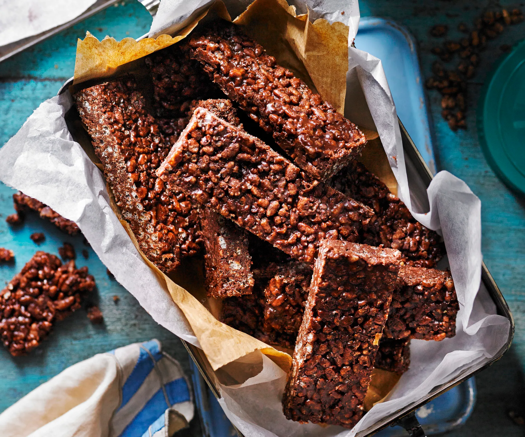 Crunchy chocolate bubble bars | Women's Weekly Food