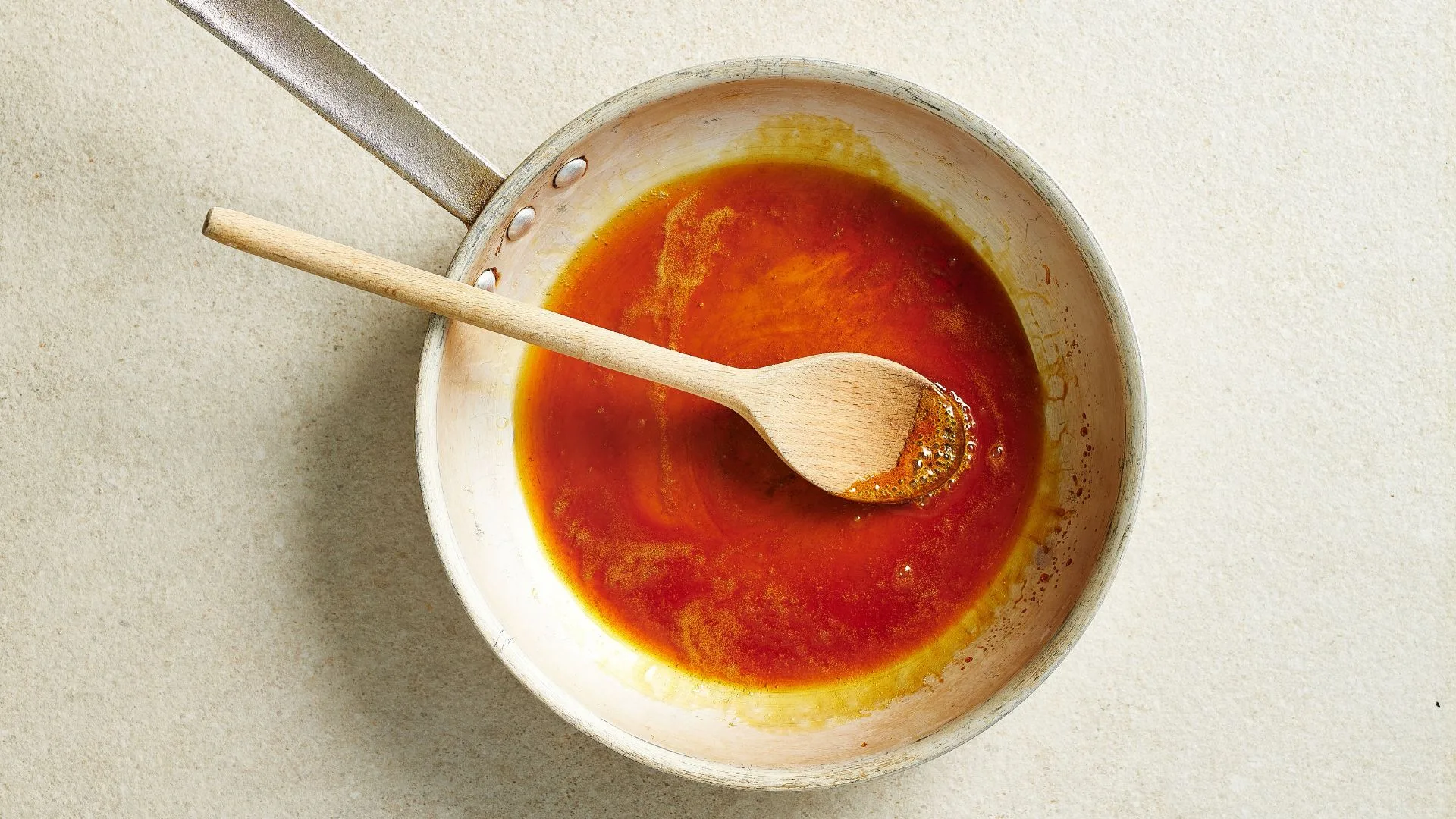 How to make caramel | Women's Weekly Food