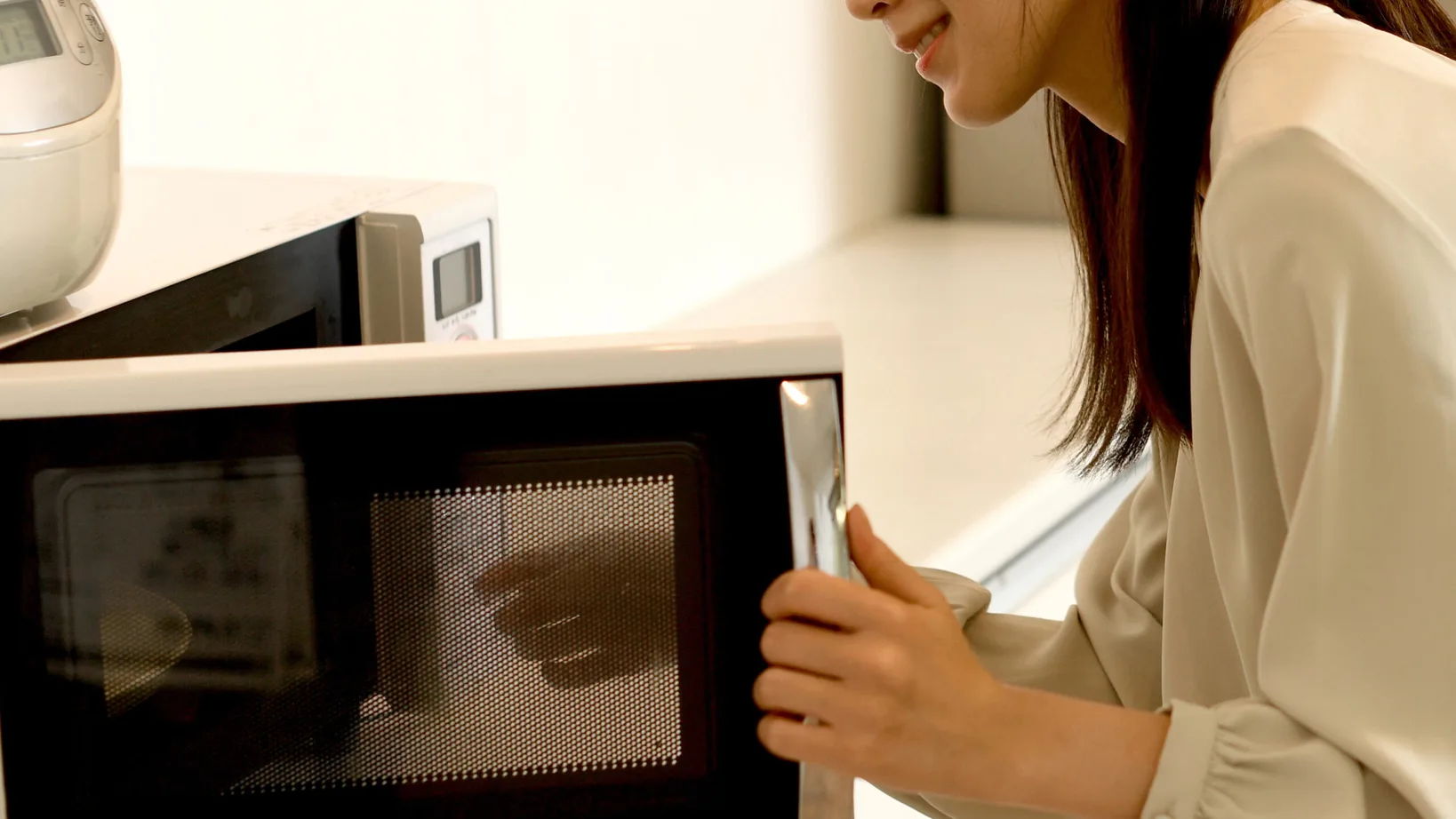 How to cook rice in the microwave | Women's Weekly Food