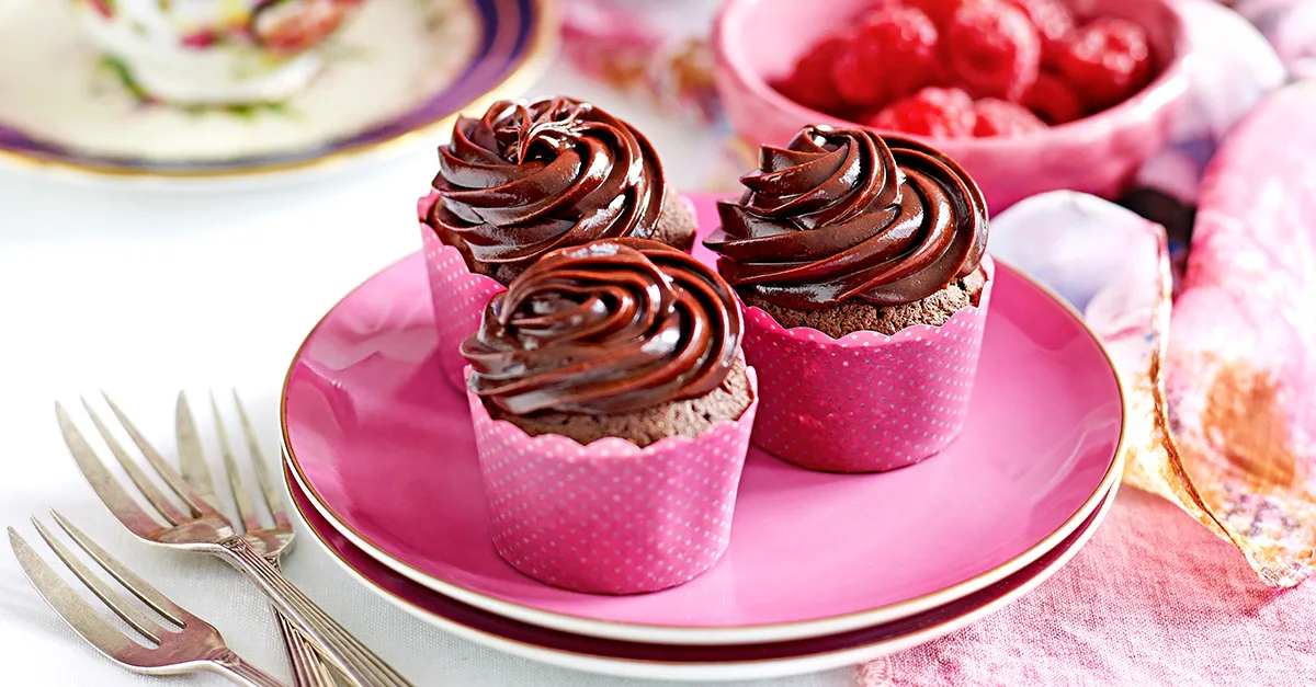 Julie Goodwin's Mini Chocolate Cupcakes