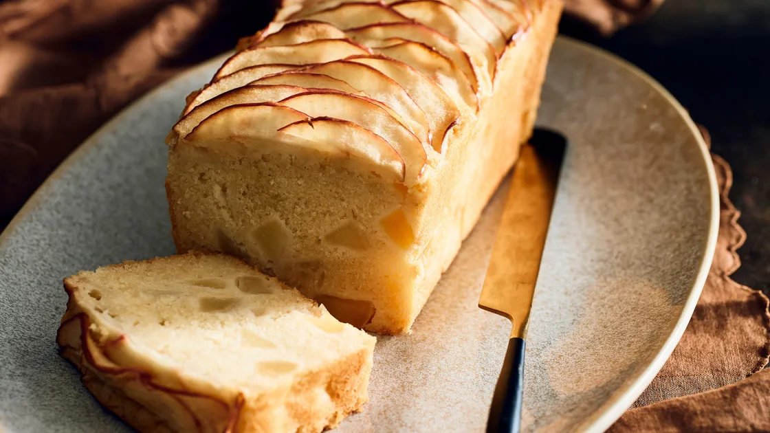 Simple apple loaf cake recipe | Women's Weekly Food