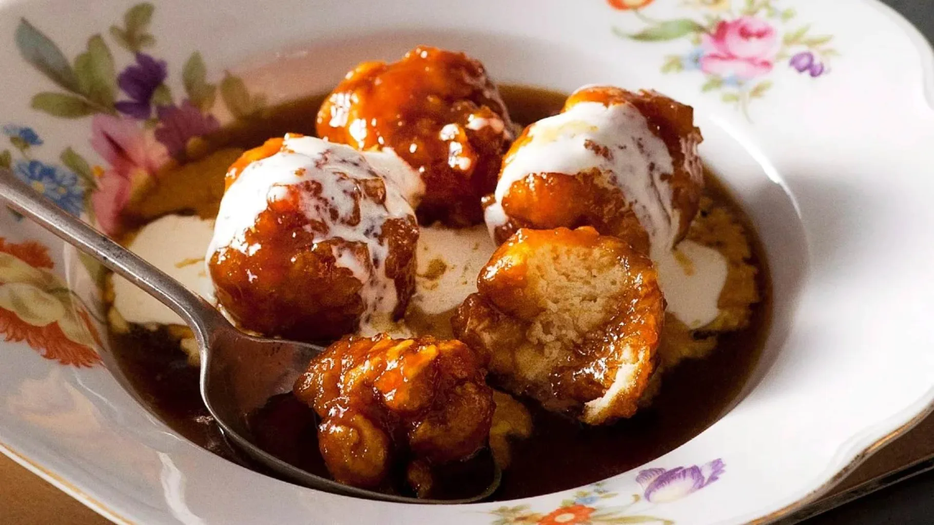 Golden syrup dumplings recipe | Women's Weekly Food