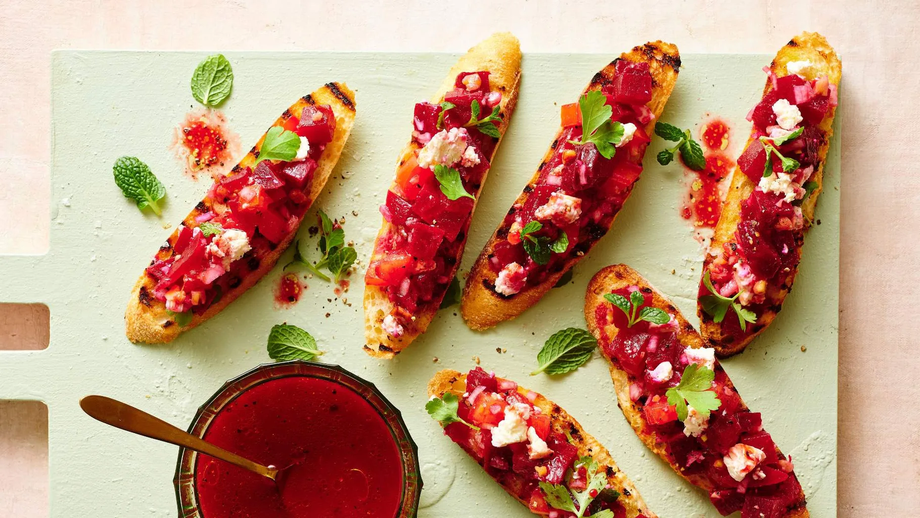 Beetroot & feta salad | Women's Weekly Food