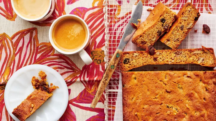 Julie Goodwin's golden syrup slice | Women's Weekly Food