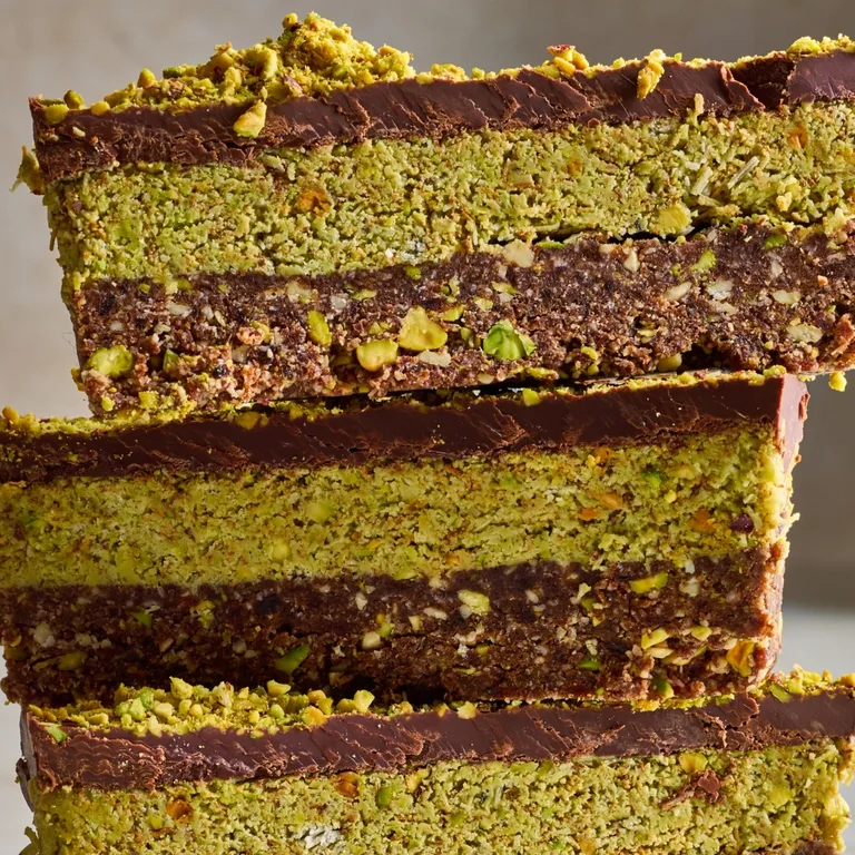 Dubai Chocolate as a Decadent Slice | Women's Weekly Food