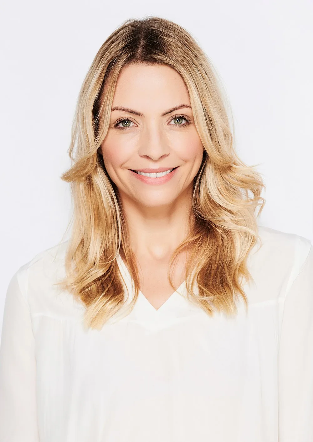 Lancome Genifique Serum Review - The Secret To Your Dream Skin